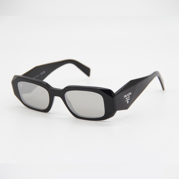 Prada | Accessories | New Prada Pr7ws 1ab2b Sunglasses Prada Spr 17w ...